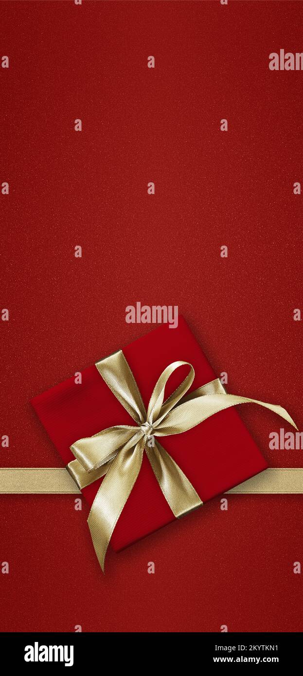 Blank gift greeting card with gift box present and bright shiny golden ...