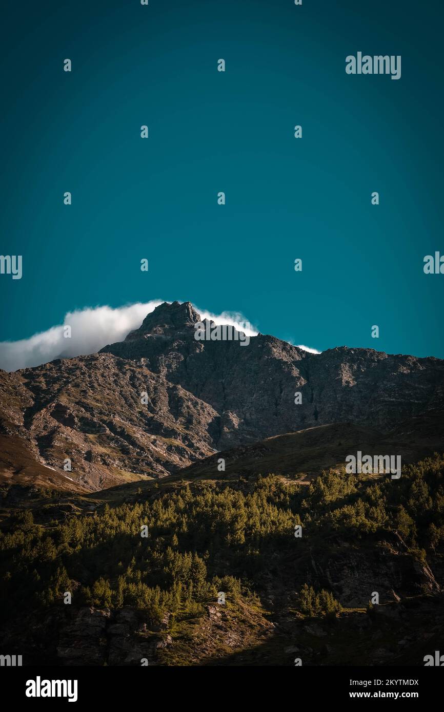 Cloud trekking hi-res stock photography and images - Alamy