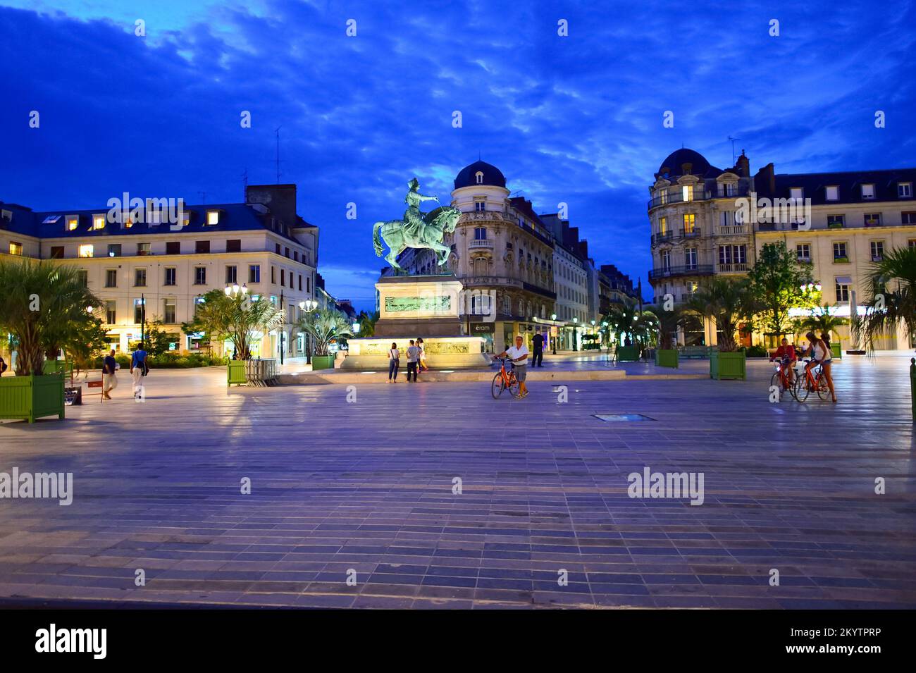 Orleans square paris hi-res stock photography and images - Alamy