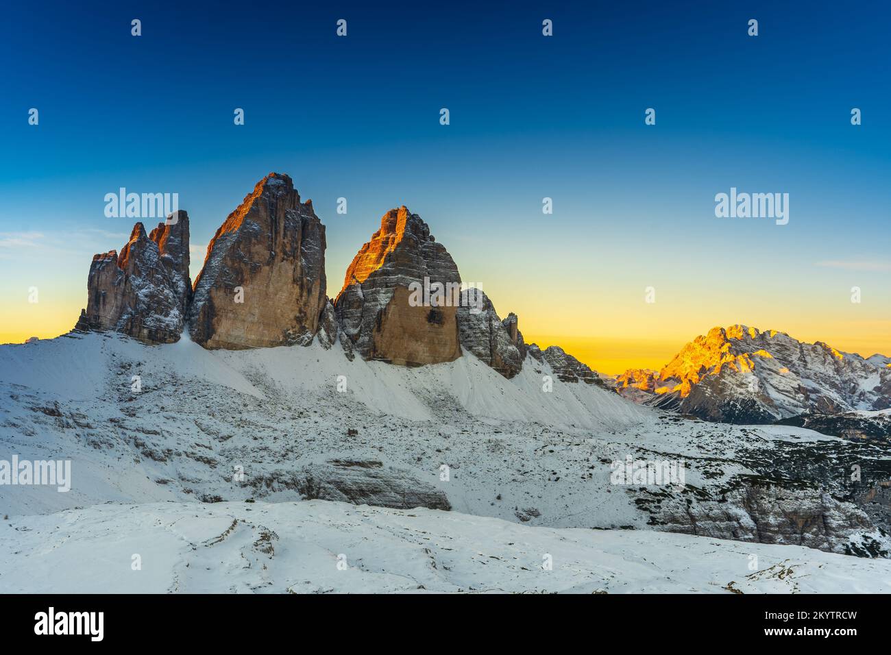 Three peaks hi-res stock photography and images - Alamy