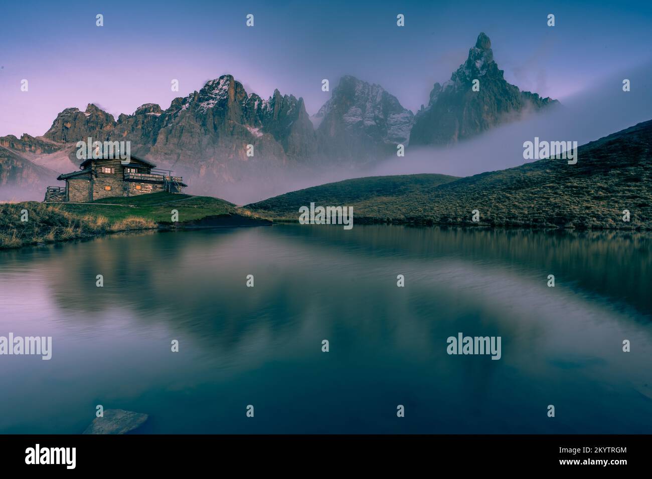 Baita Segantini e Pale di San Martino (Dolomites, Italy Stock Photo - Alamy