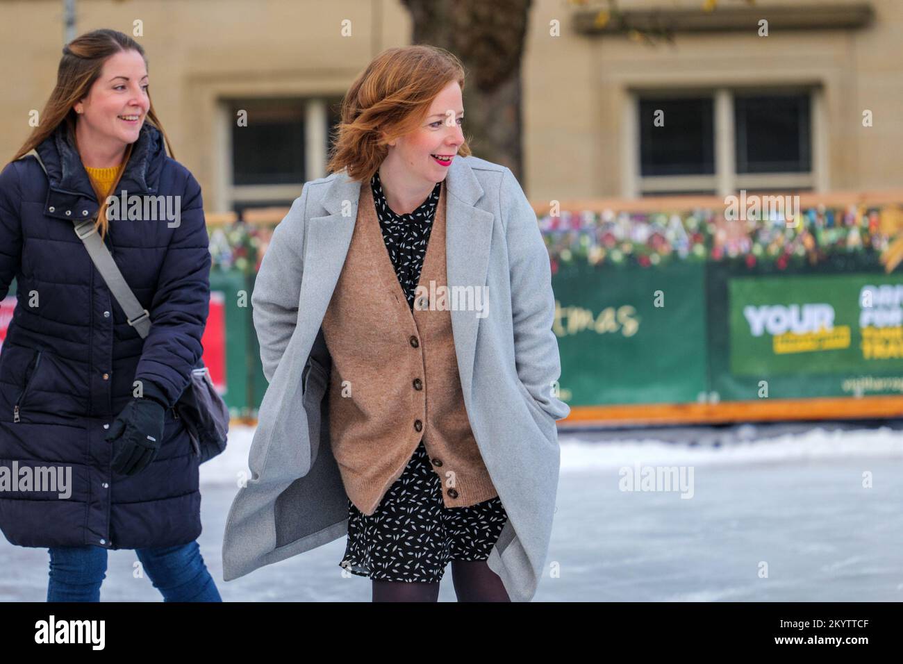 Harrogate ice skating hi-res stock photography and images - Alamy