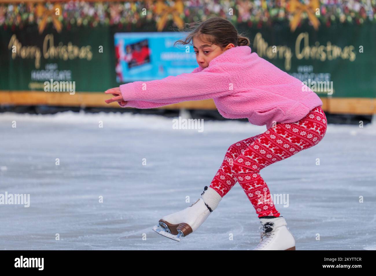 Harrogate ice skating hi-res stock photography and images - Alamy