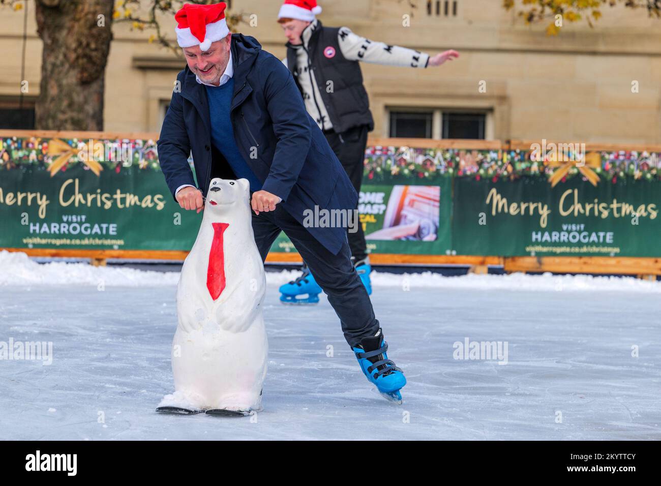 Harrogate ice skating hi-res stock photography and images - Alamy