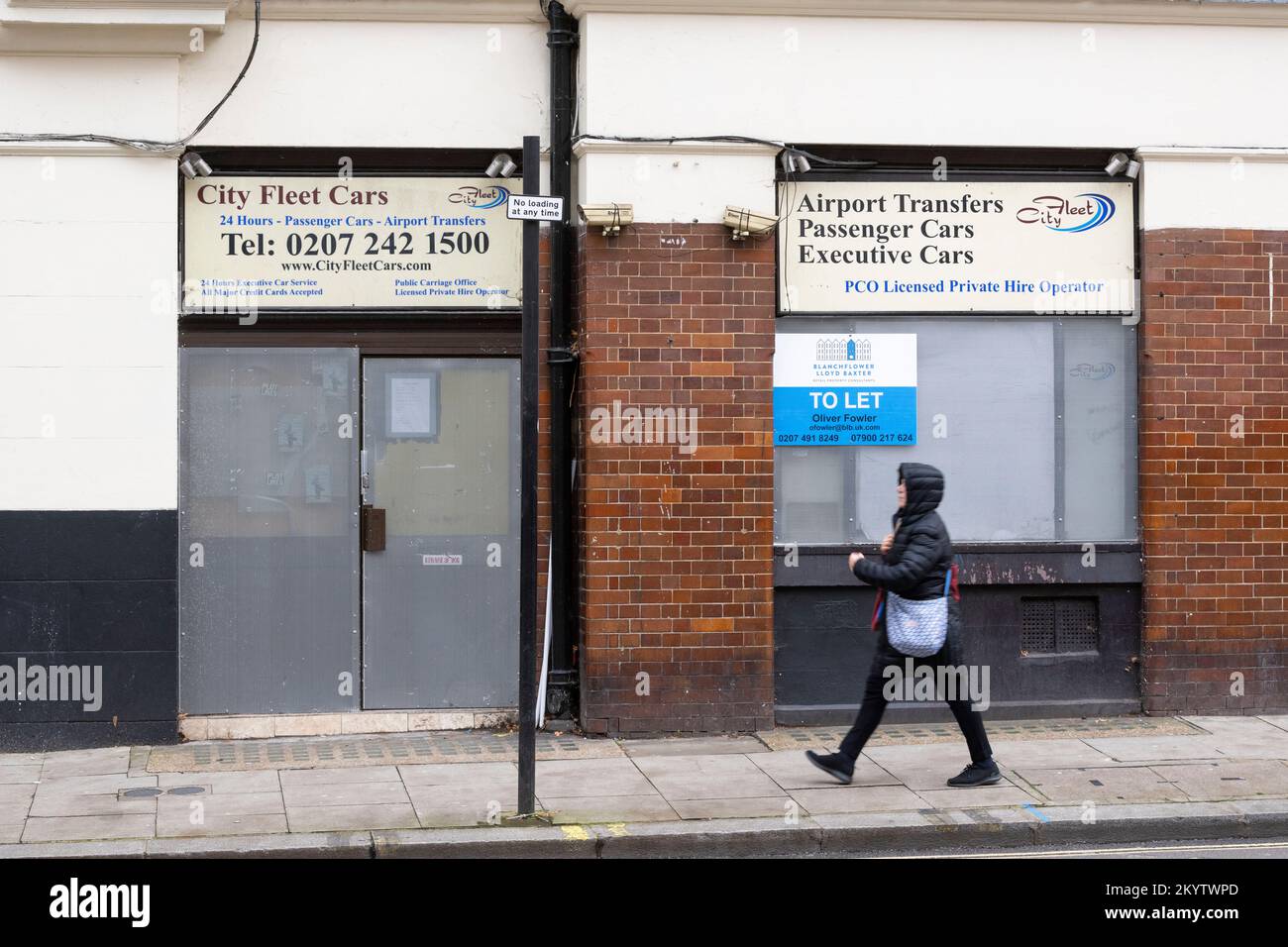 Boarded up shops england 2022 hi-res stock photography and images - Alamy