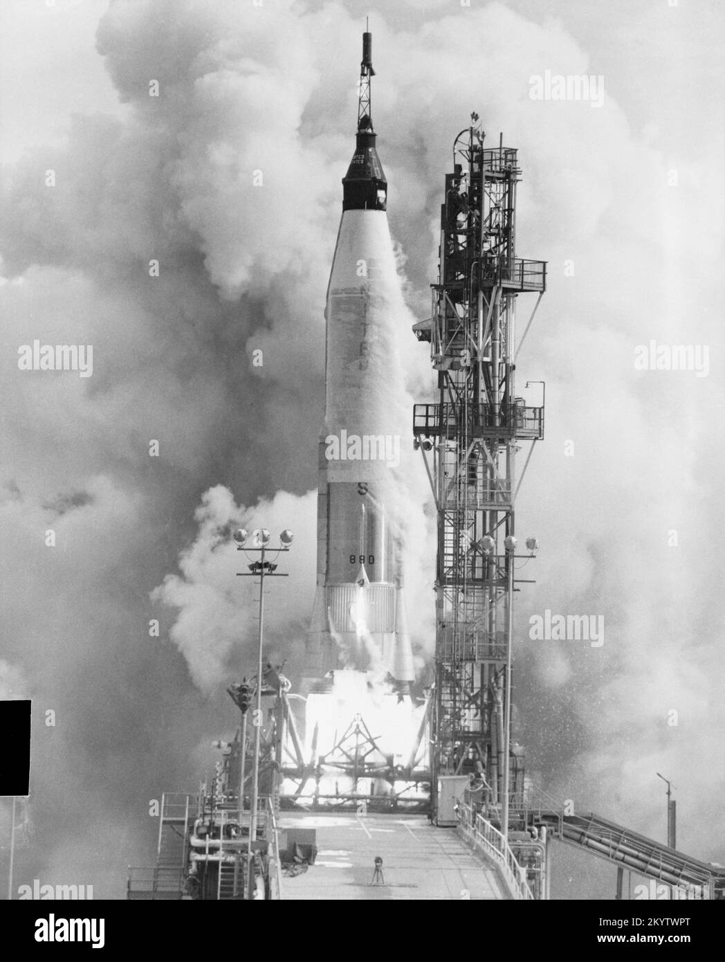 Atlas rocket launch Black and White Stock Photos & Images - Alamy