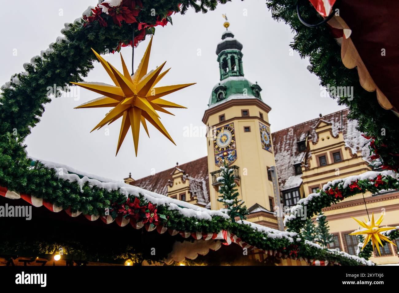 Leipzig, Saxony, Germany 12-02-2022 Christmas market with the old town ...
