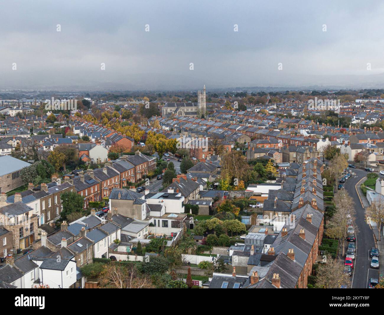 Irish suburbs house hi-res stock photography and images - Alamy