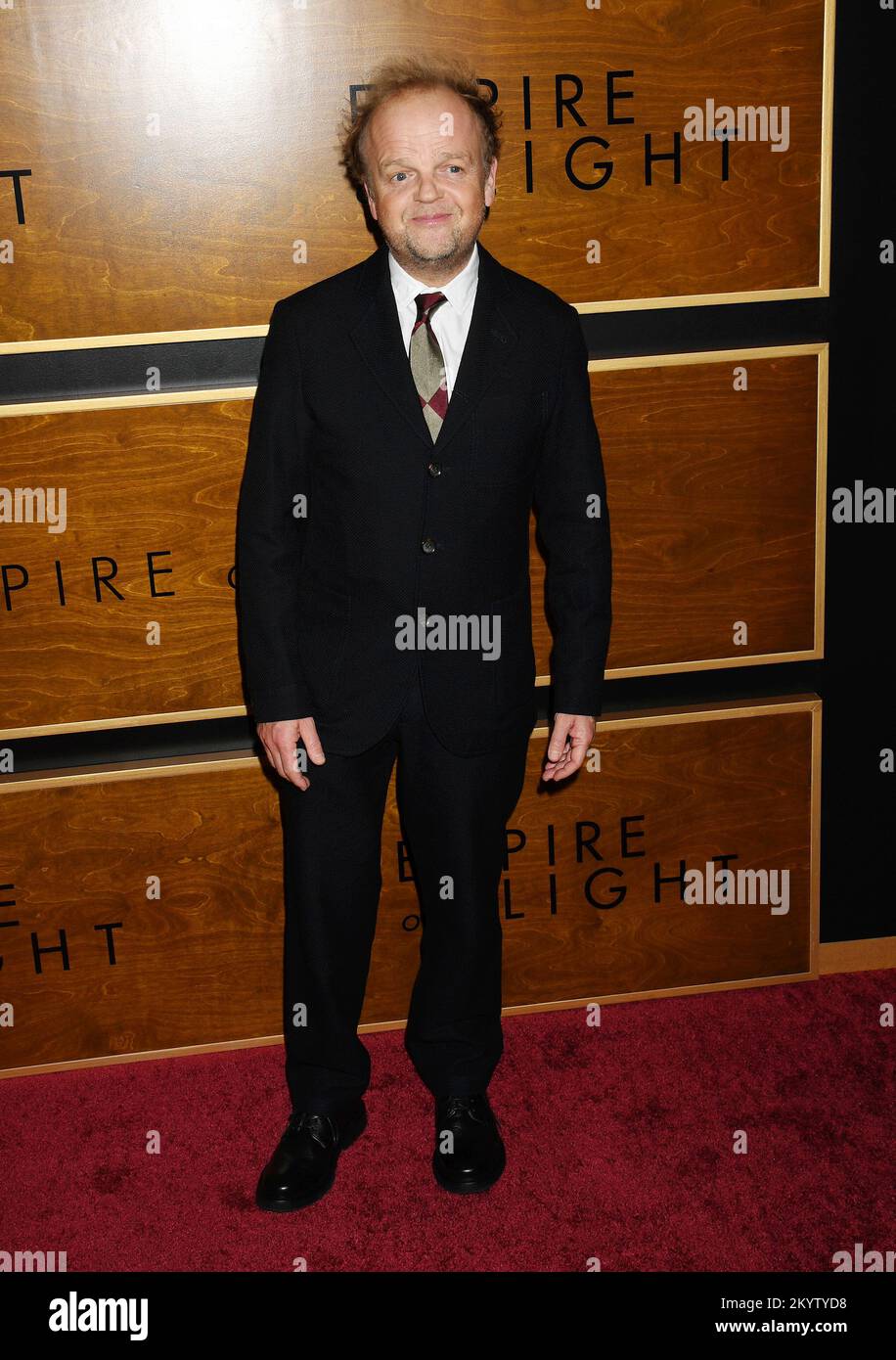 Beverly Hills, California, USA. 01st Dec, 2022. Toby Jones attends Los ...