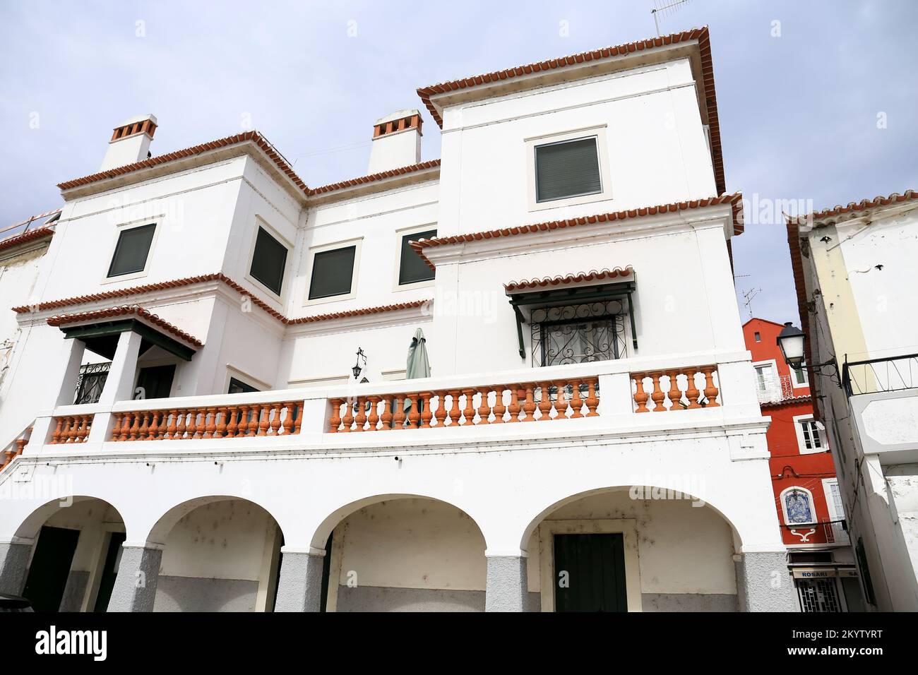 Alcacer do Sal, Setubal, Portugal- Octuber 28, 2022: Beautiful narrow ...