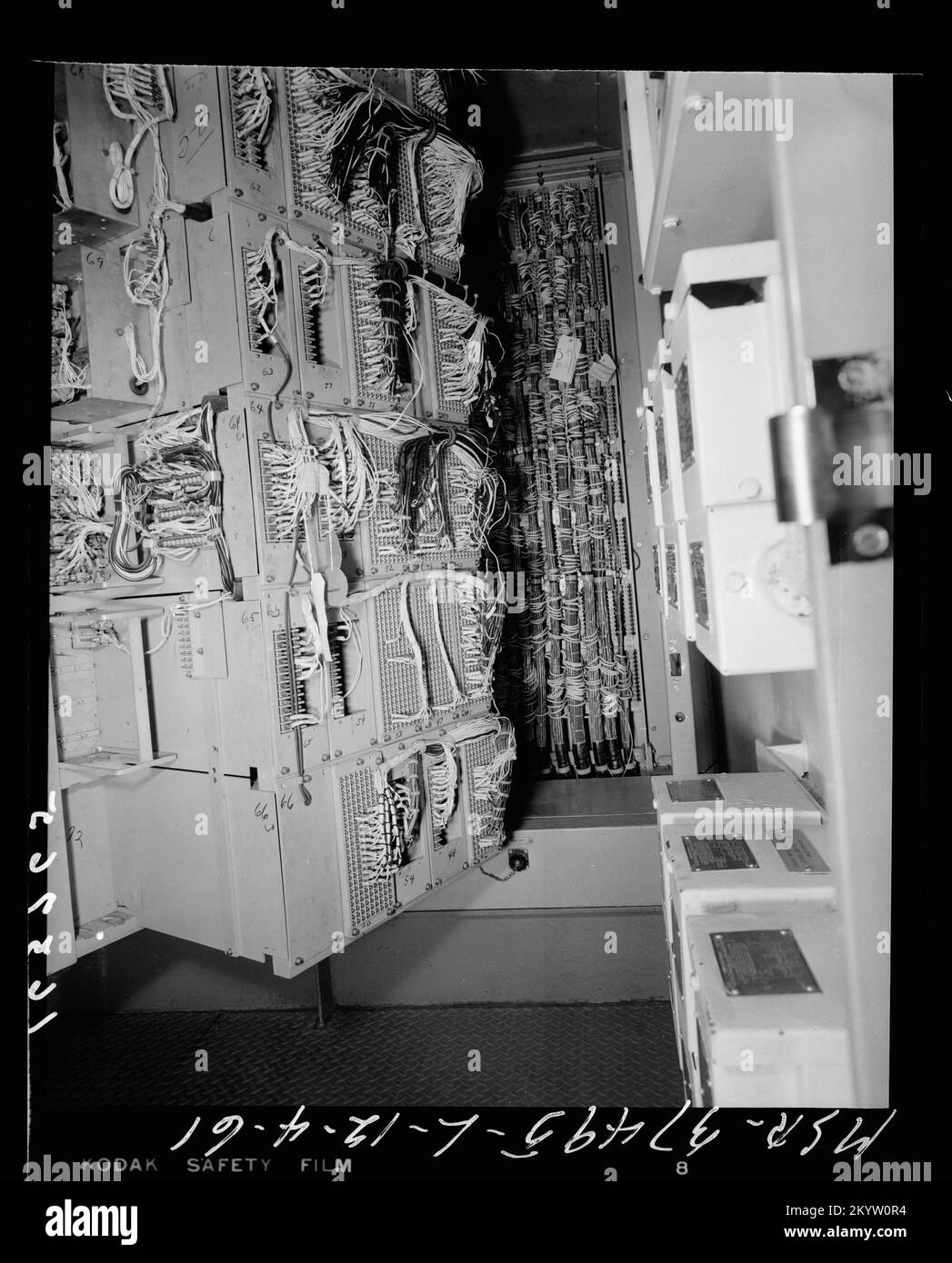 CVA 63 Kitty Hawk , Ships, Naval Vessels, Boats, Naval History, Navy ...