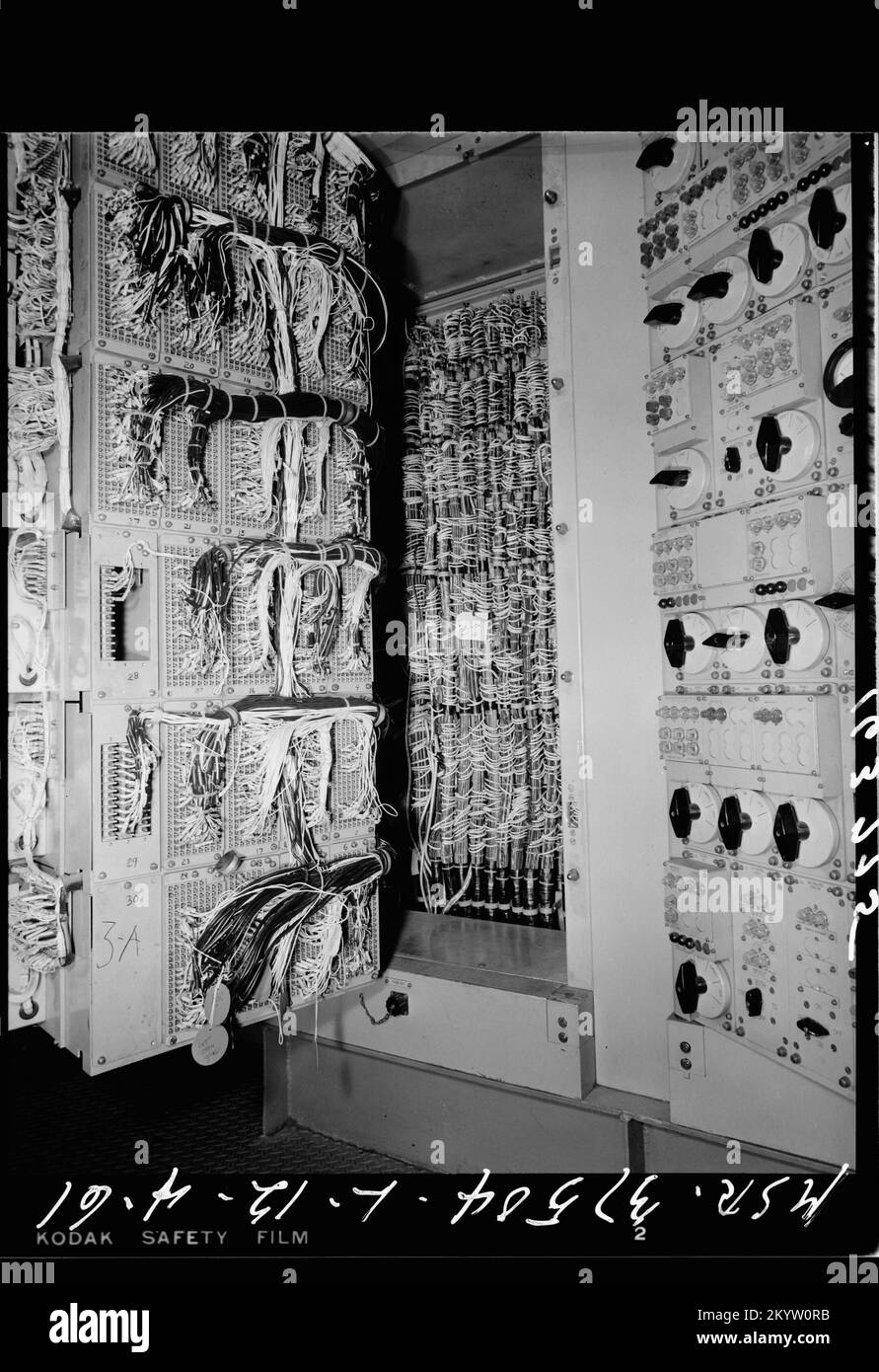 CVA 63 Kitty Hawk , Ships, Naval Vessels, Boats, Naval History, Navy ...