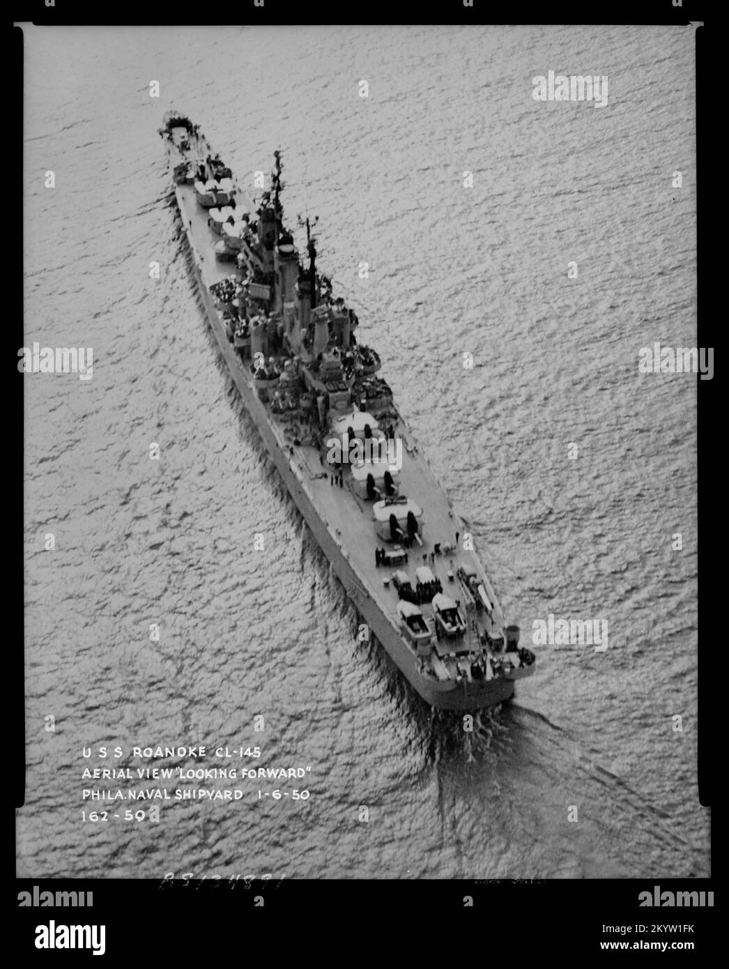 CL 145 Roanoke , Ships, Naval Vessels, Boats, Naval History, Navy Stock ...