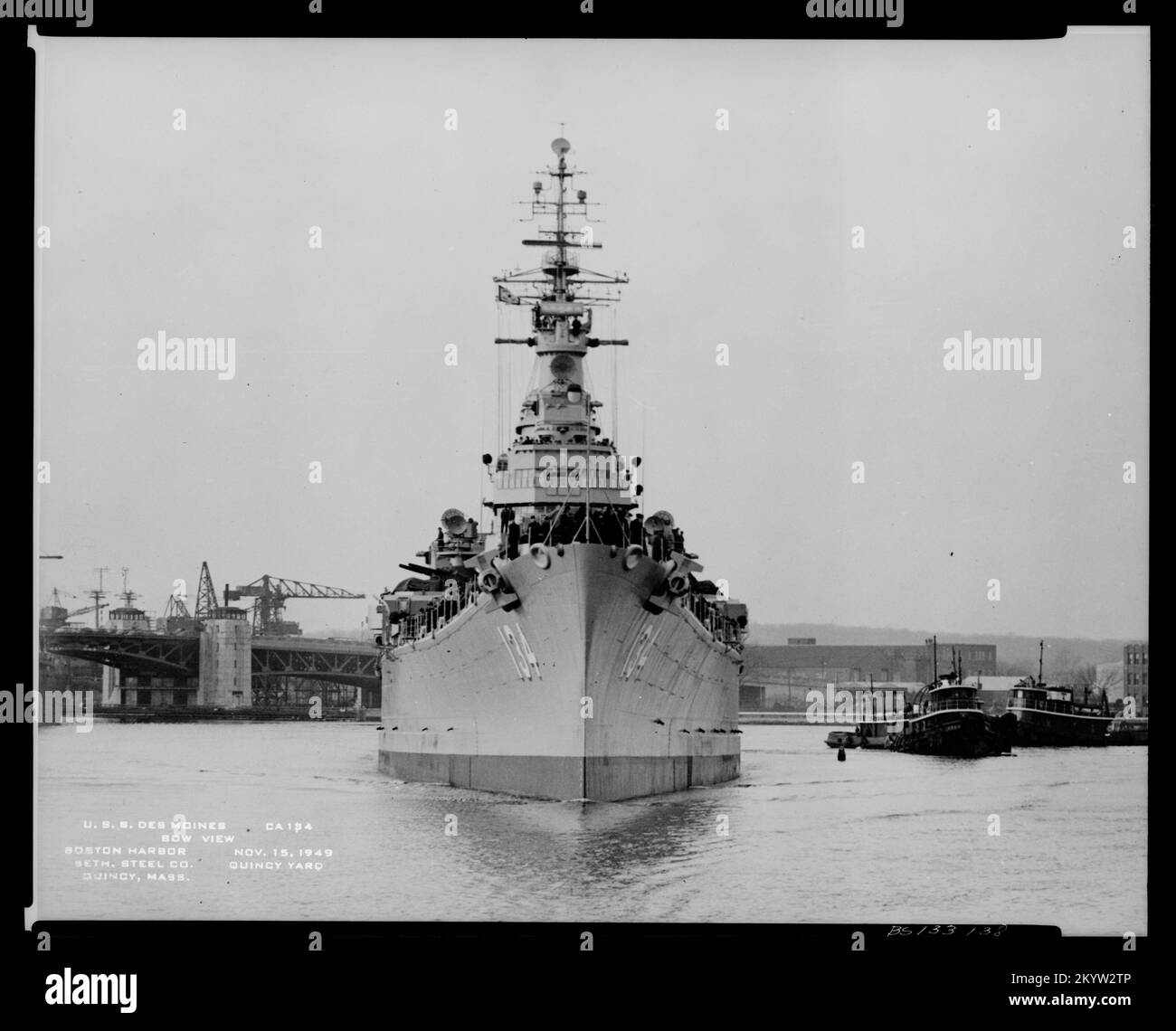 Uss des moines warship hi-res stock photography and images - Alamy