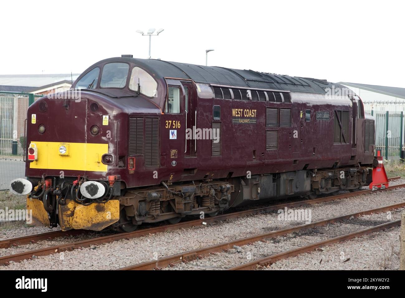 Class 37 locomotive hi-res stock photography and images - Alamy