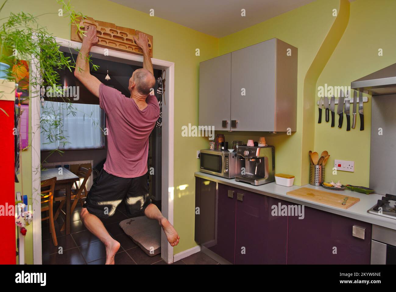 Kitchen training hi-res stock photography and images - Alamy
