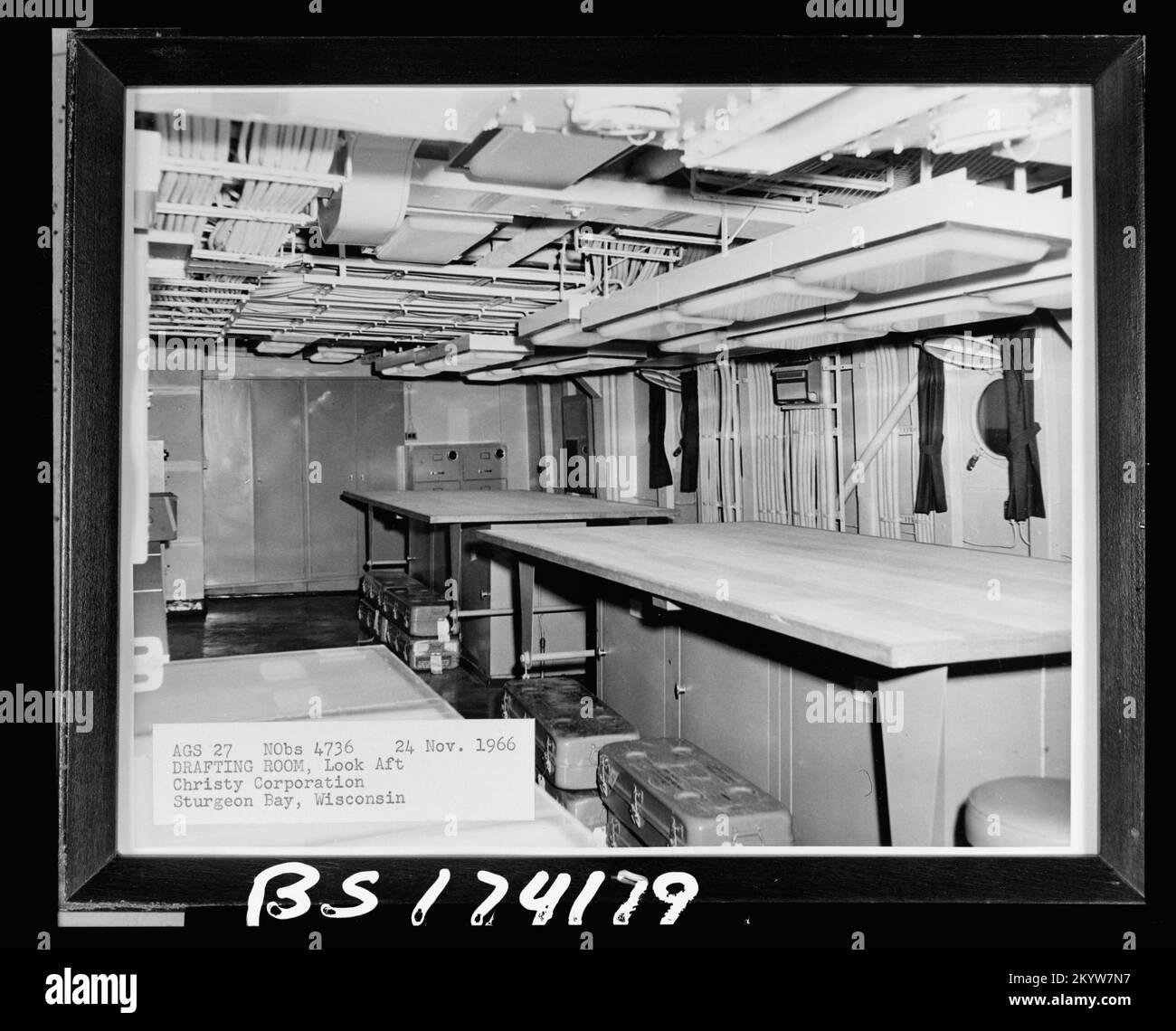 AG-27 Kane , Ships, Naval Vessels, Boats, Naval History, Navy Stock ...