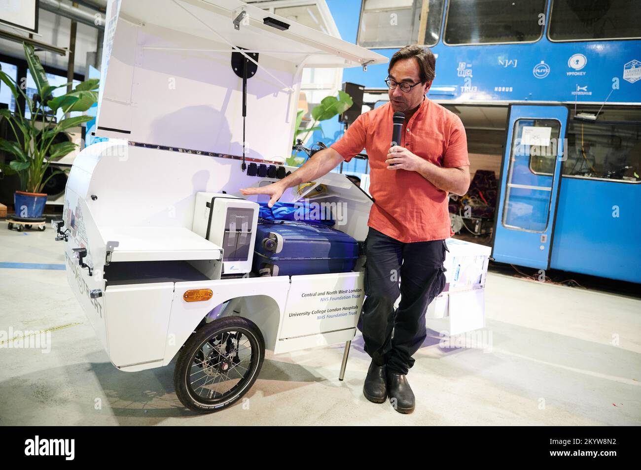 Berlin, Germany. 02nd Dec, 2022. Indrajit Ghosh, a doctor in London, presents the first ...