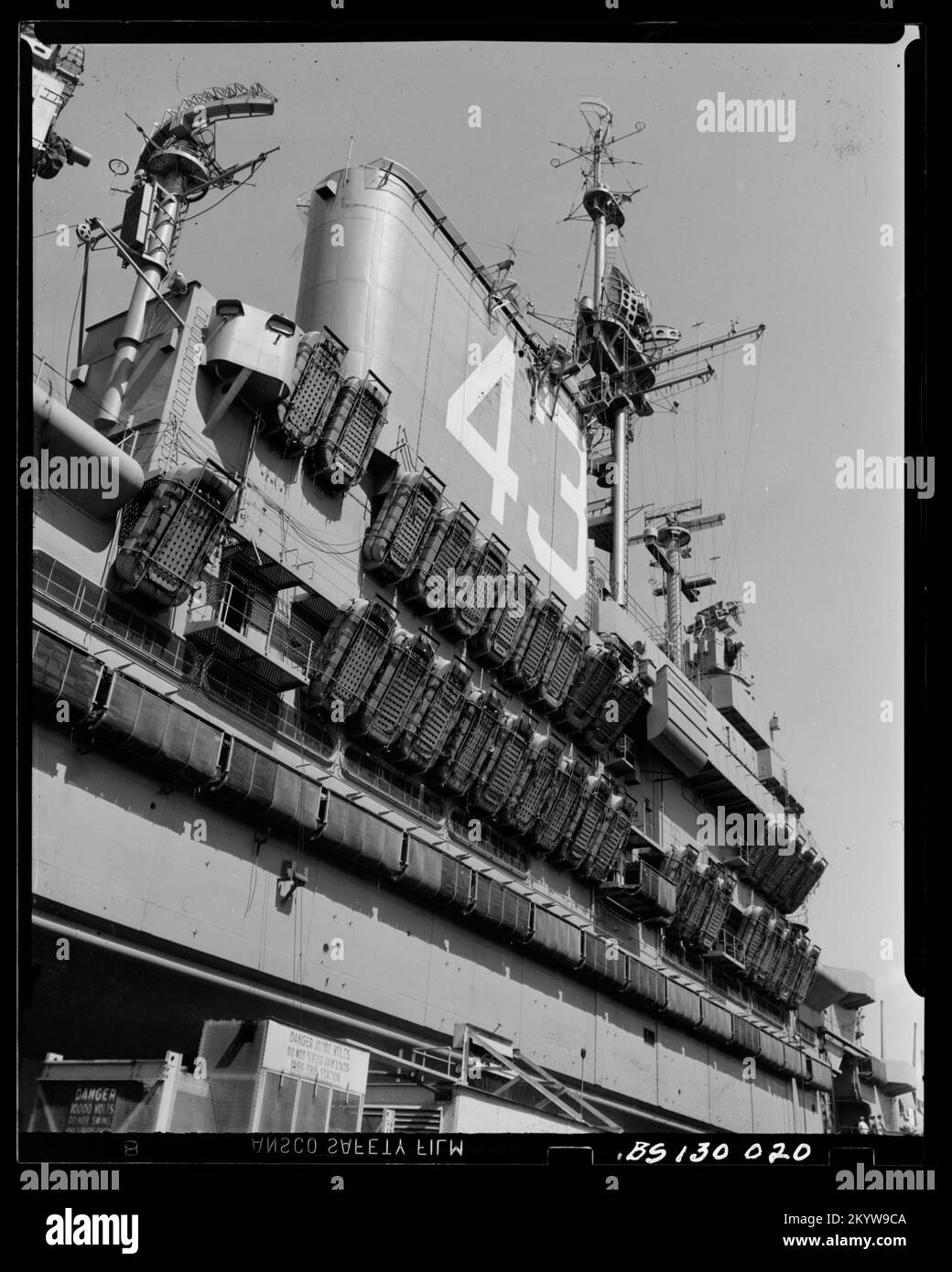 CVA 42 Franklin D. Roosevelt [19-NN-CVA 42 Franklin D. Roosevelt-130020 ...