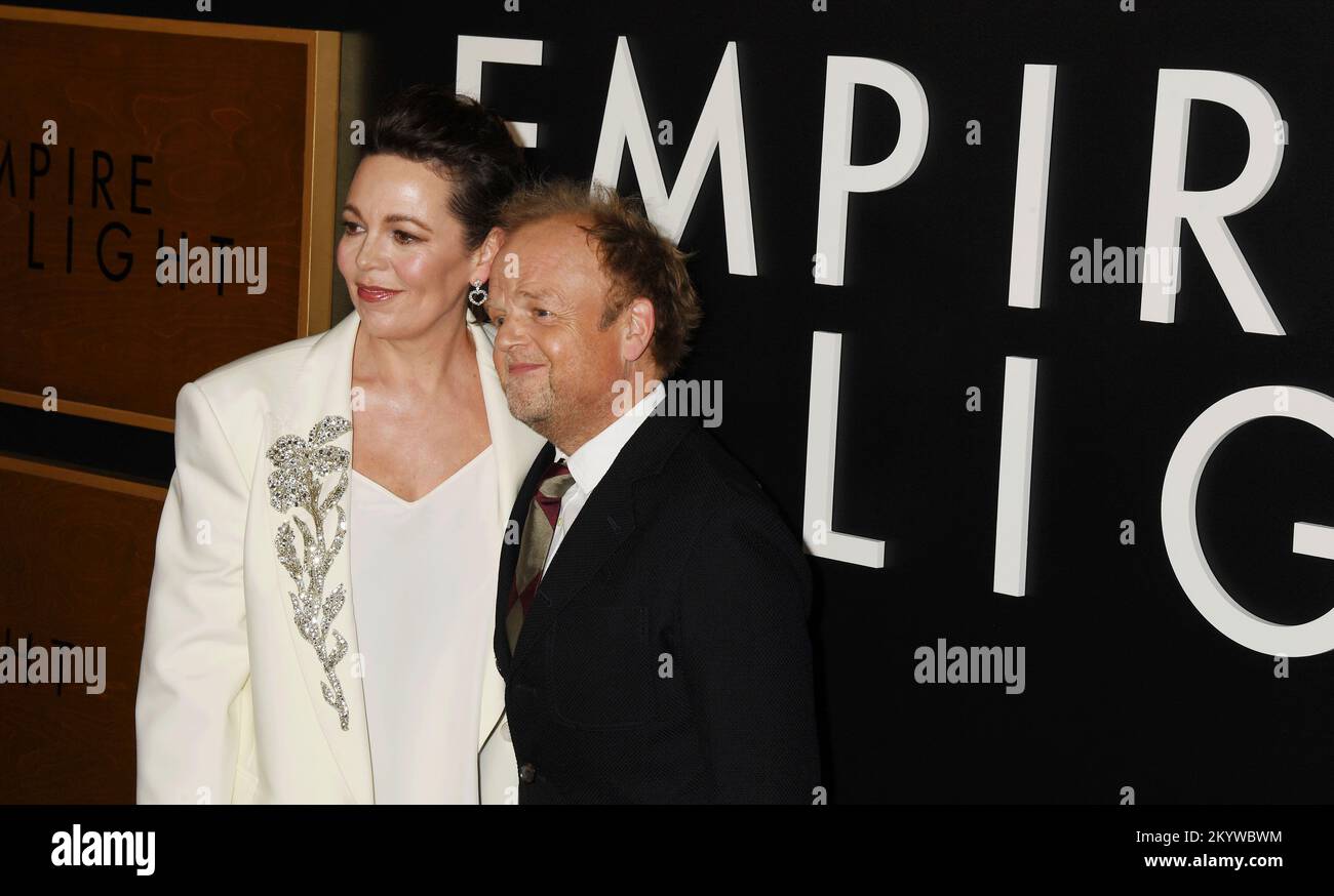 BEVERLY HILLS, CALIFORNIA - DECEMBER 01: (L-R) Olivia Colman and Toby ...