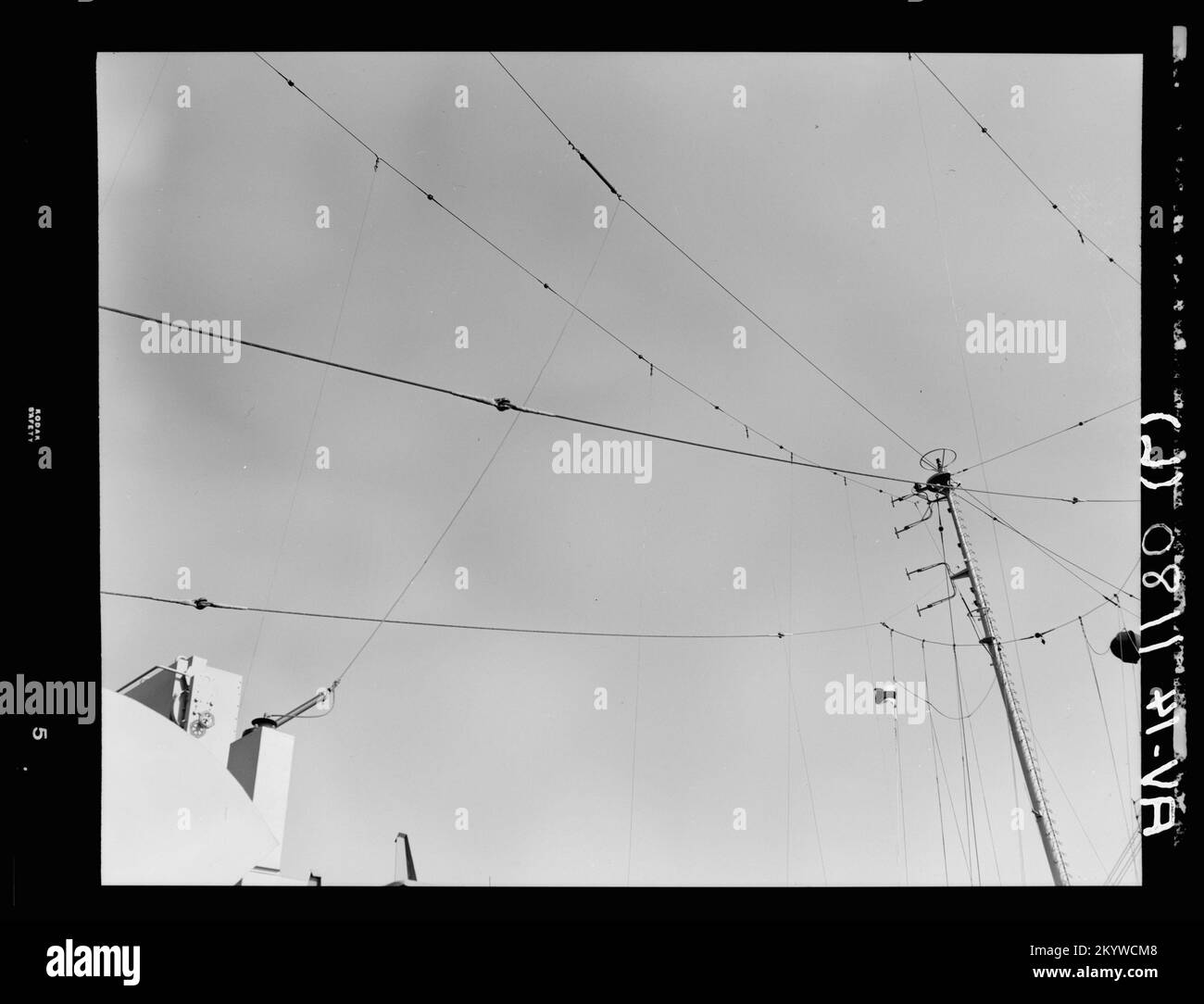 AV-14 Kenneth Whiting [19-NN-AV-14 Kenneth Whiting-151671] , Ships ...