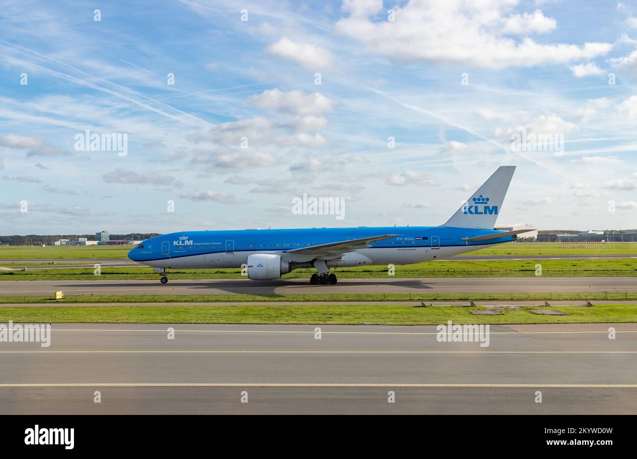 A picture of a Boeing 777 KLM plane on the runway Stock Photo - Alamy