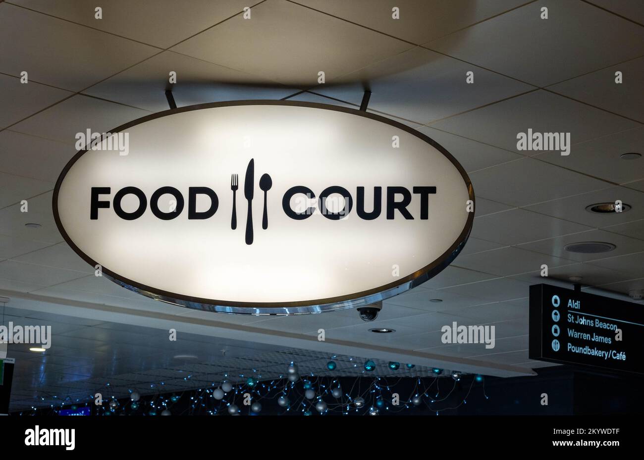 Food court sign in shopping. centre in Liverpool Stock Photo - Alamy