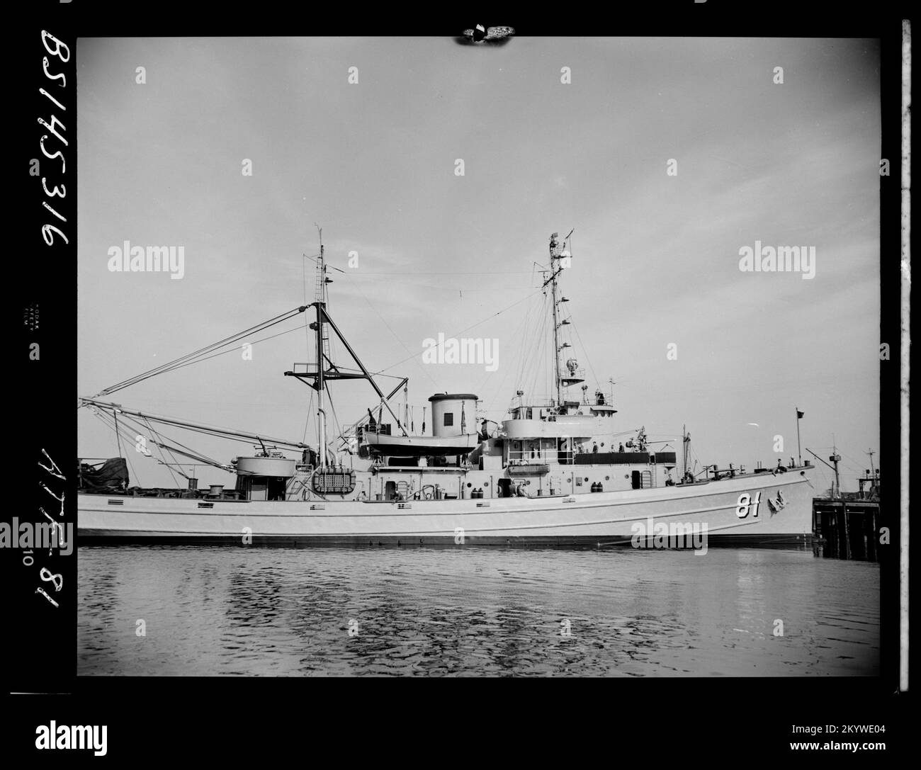 ATF 81 Bannock , Ships, Naval Vessels, Boats, Naval History, Navy Stock ...
