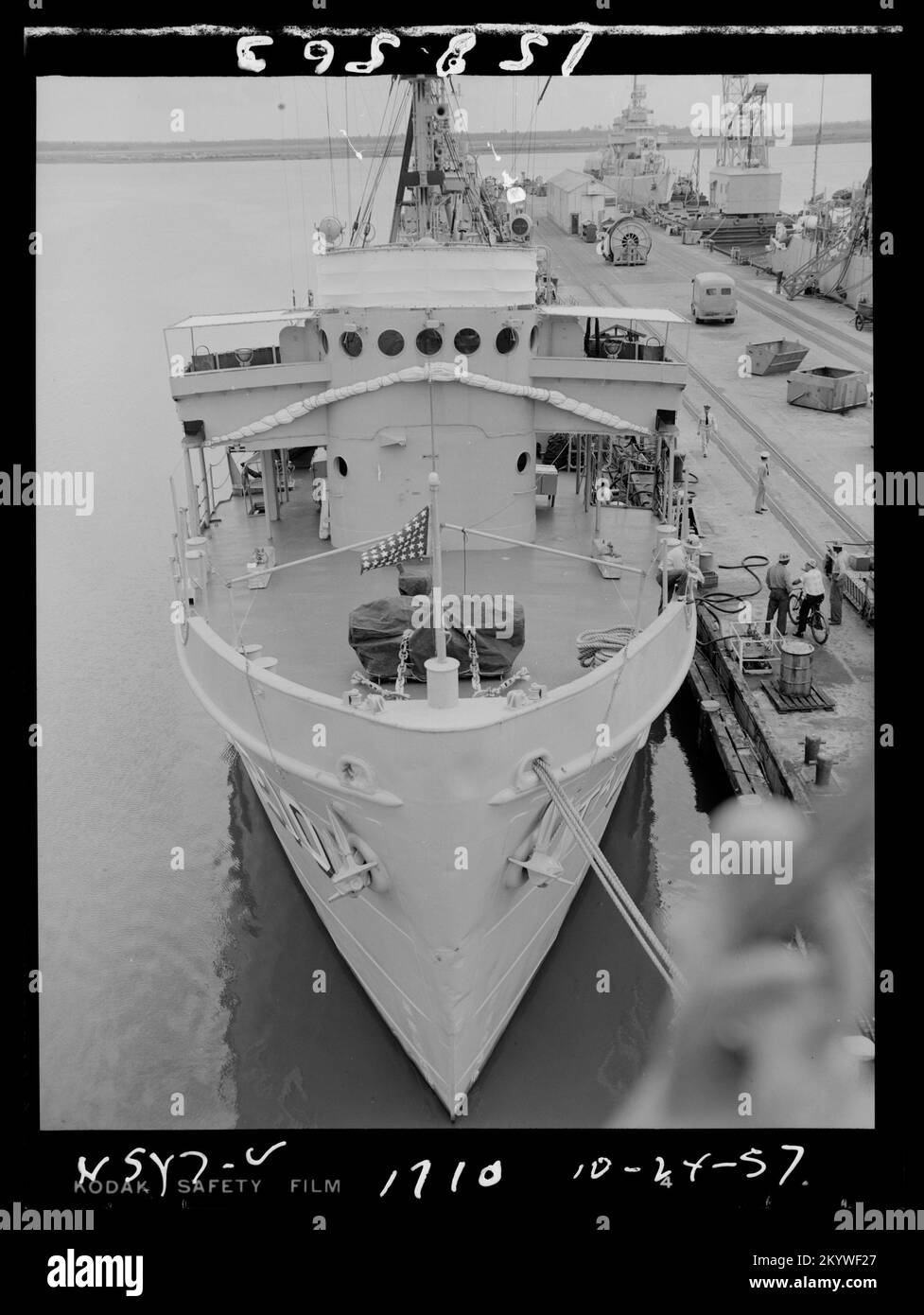 ATA 210 Catarba , Ships, Naval Vessels, Boats, Naval History, Navy ...