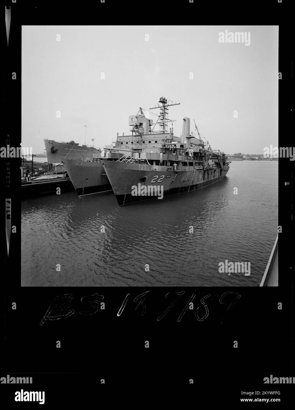 ASR 22 , Ships, Naval Vessels, Boats, Naval History, Navy Stock Photo ...