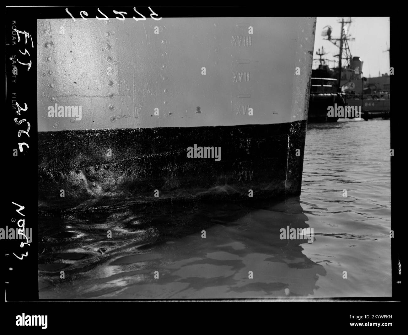 ASR-12 Penguin , Ships, Naval Vessels, Boats, Naval History, Navy Stock ...