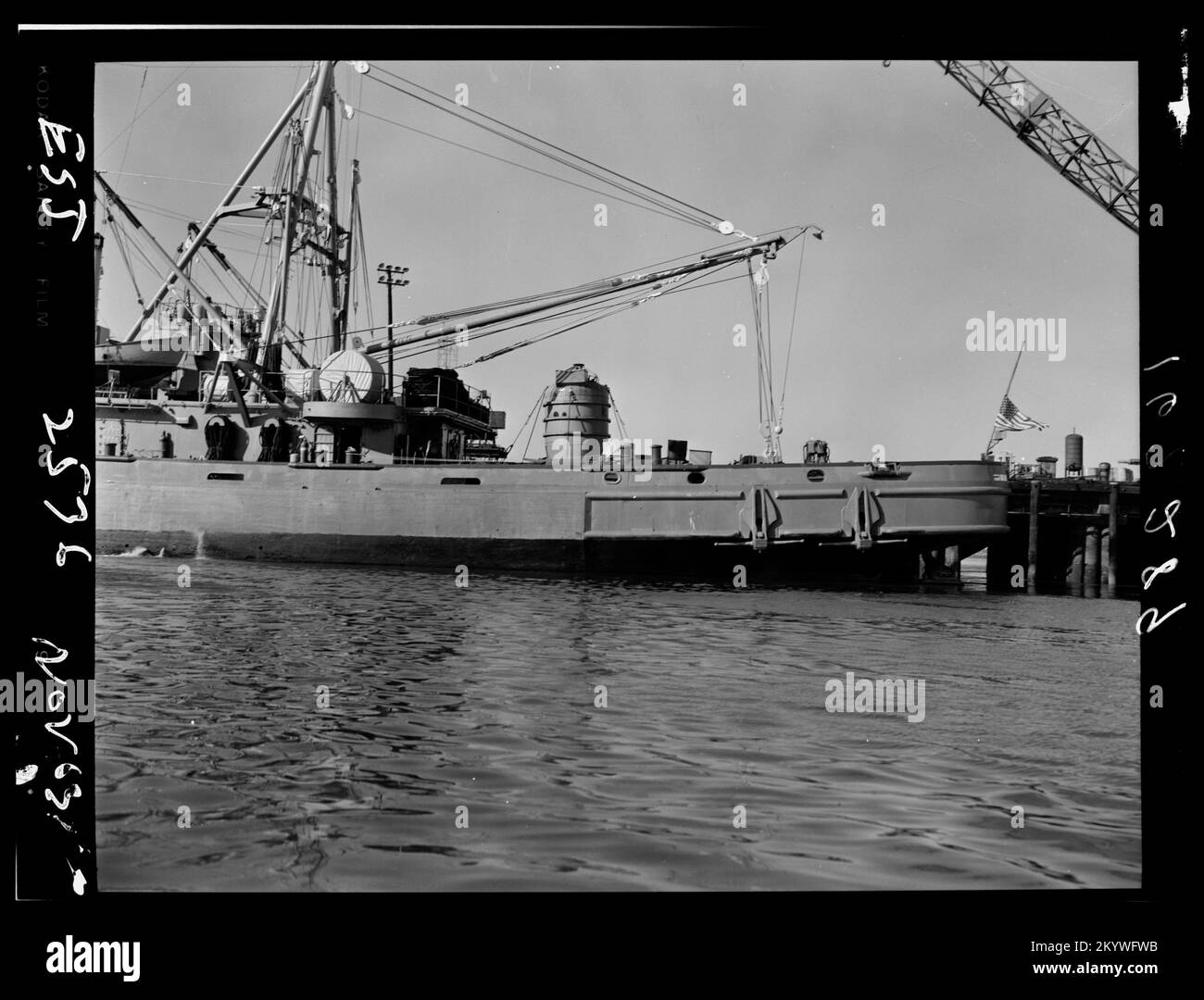 ASR-12 Penguin , Ships, Naval Vessels, Boats, Naval History, Navy Stock ...