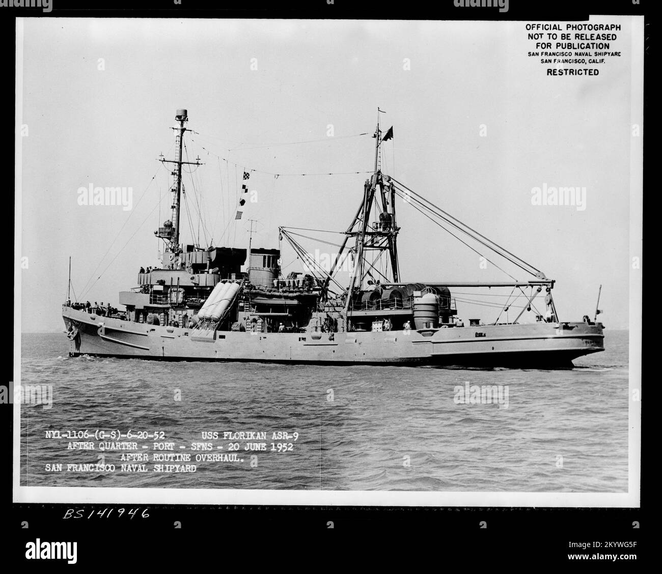 ASR-9 Florikan , Ships, Naval Vessels, Boats, Naval History, Navy Stock ...