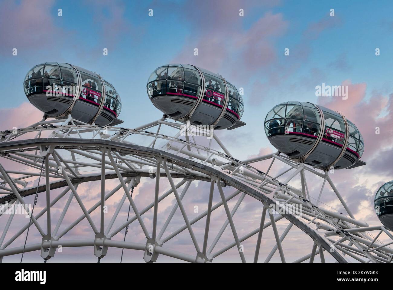Close Up view of the London eye in London Stock Photo - Alamy