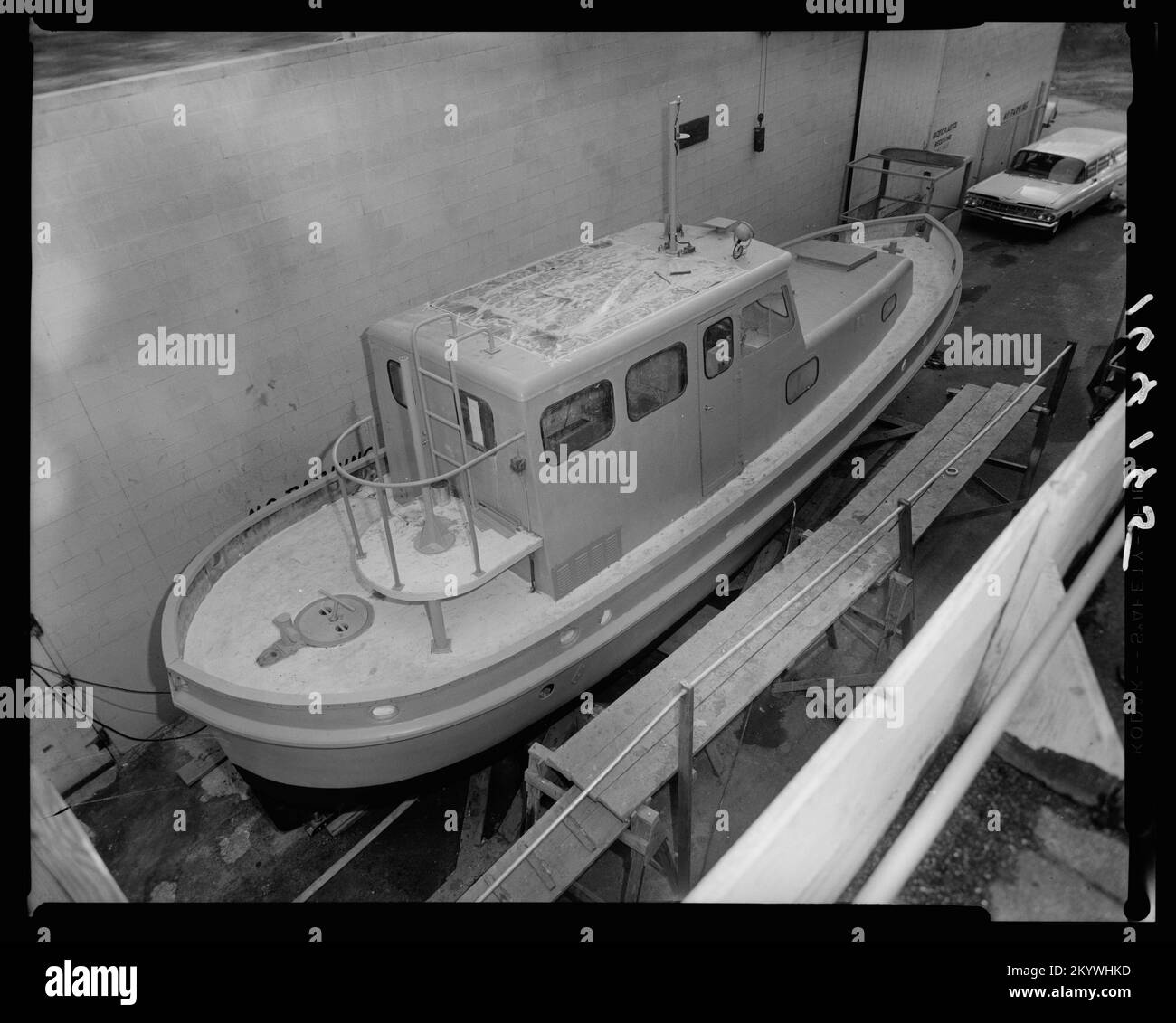39' ASB , Ships, Naval Vessels, Boats, Naval History, Navy Stock Photo ...