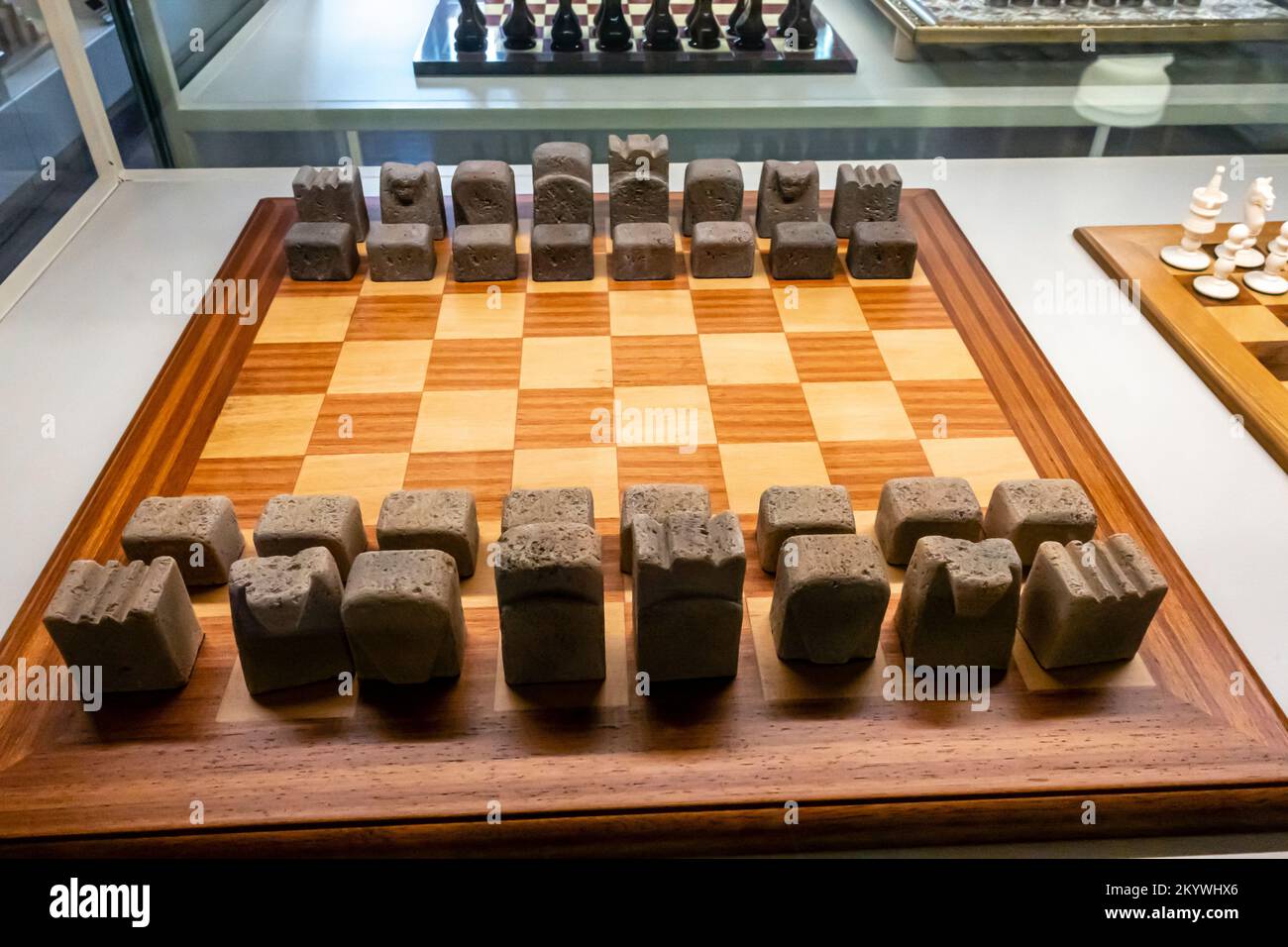 Turkish stone chess set. Chess sets from Turkey. Chess pieces. Chess ...