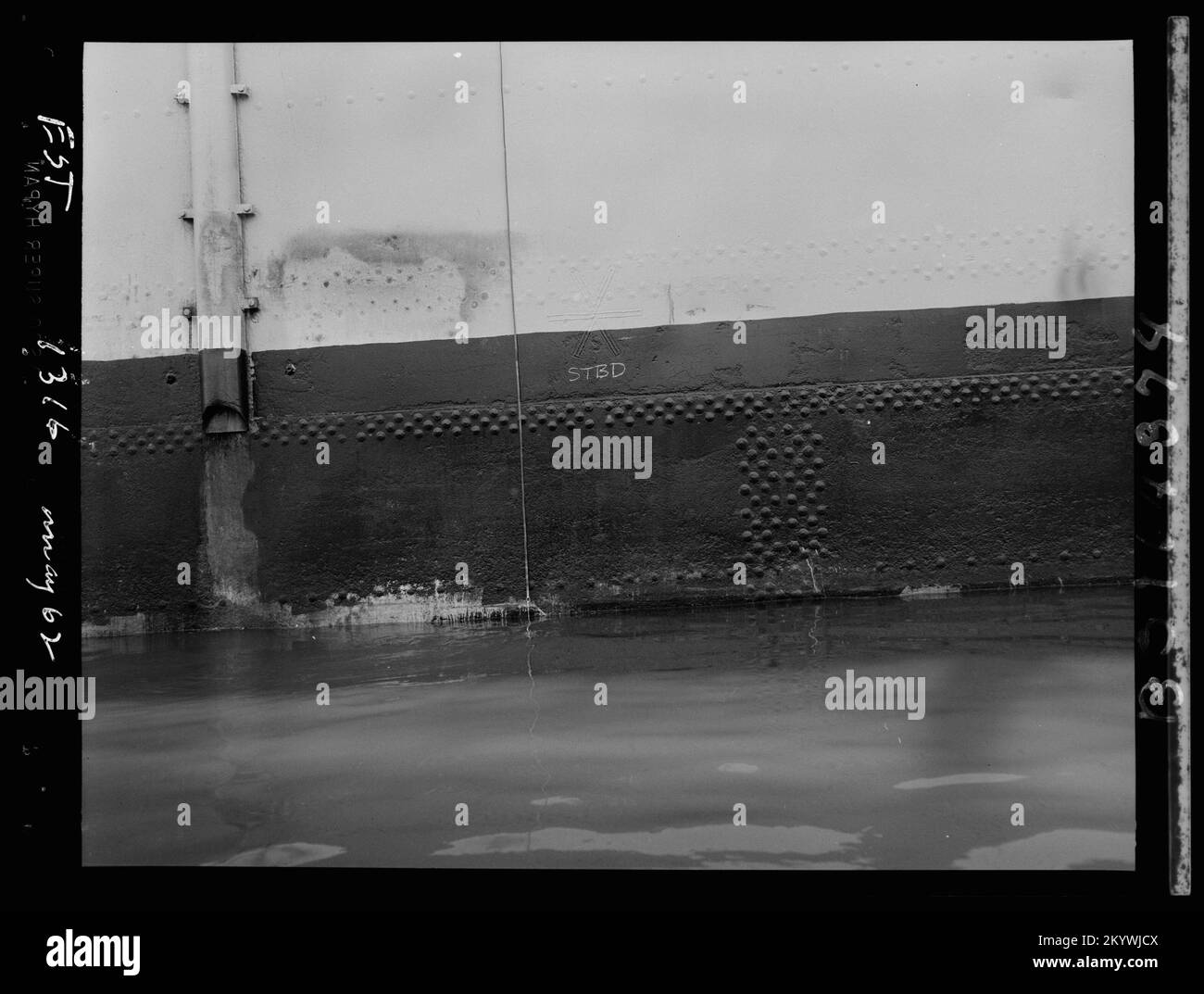 AS-16 Howard W. Gilmore [19-NN-AS-16 Howard W. Gilmore-164374] , Ships ...