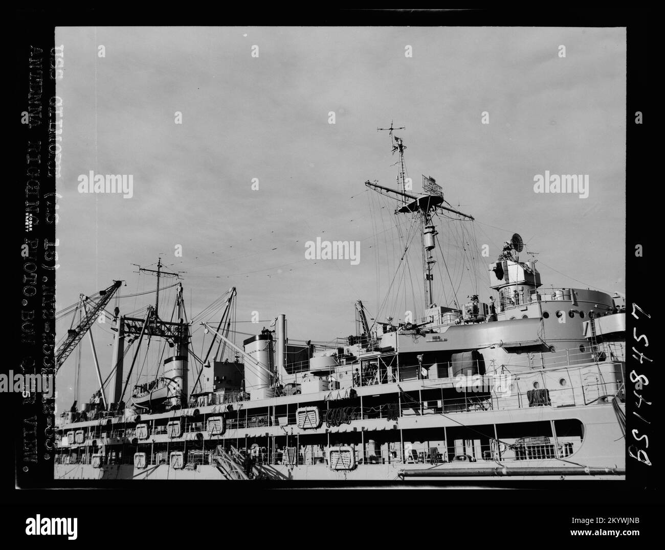 AS-16 Howard W. Gilmore [19-NN-AS-16 Howard W. Gilmore-148457] , Ships ...