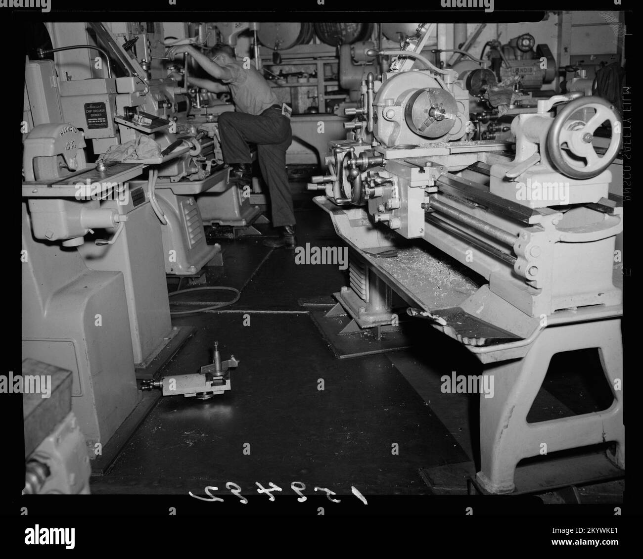 ARG-2 Luzon , Ships, Naval Vessels, Boats, Naval History, Navy Stock ...