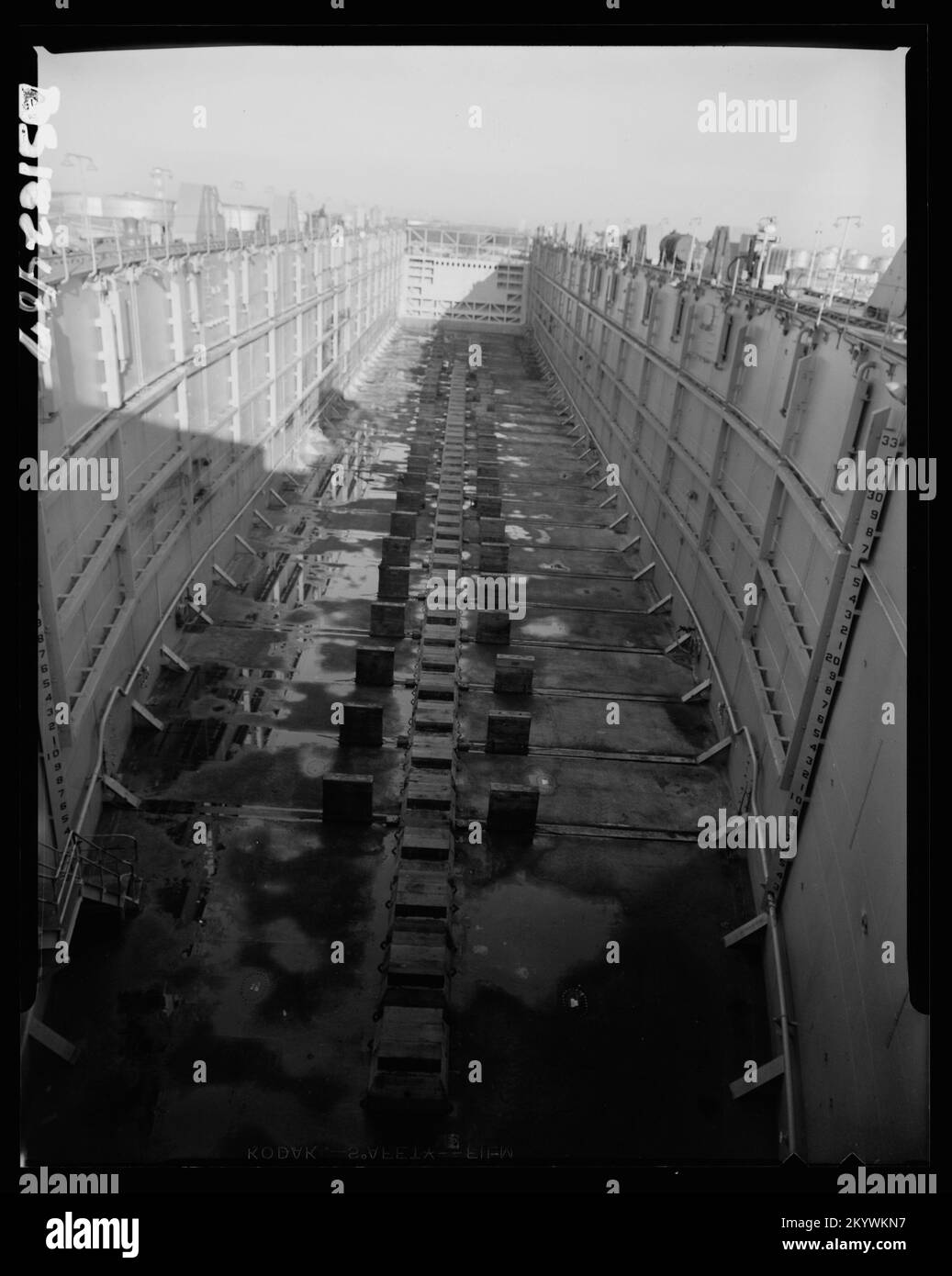 ARD-18 , Ships, Naval Vessels, Boats, Naval History, Navy Stock Photo ...