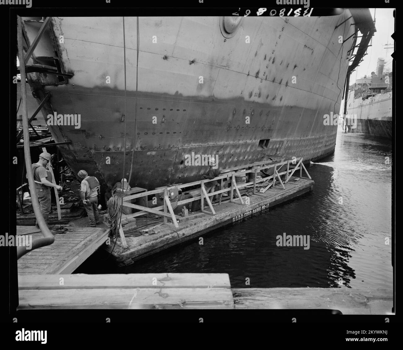 ARD-18 , Ships, Naval Vessels, Boats, Naval History, Navy Stock Photo ...
