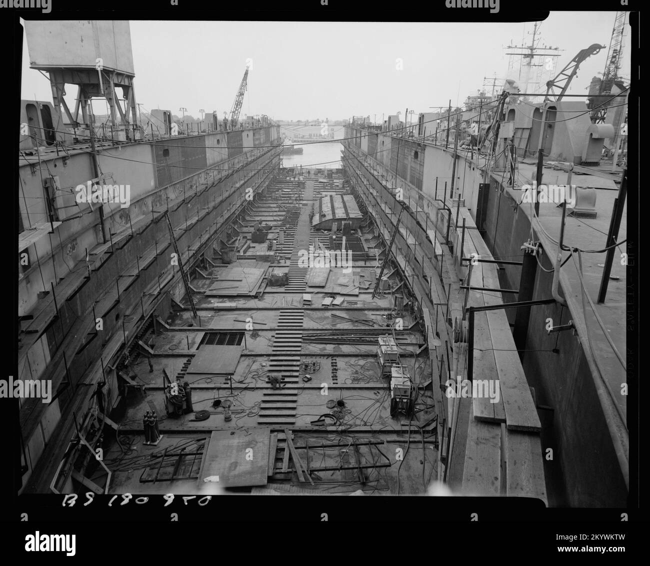 ARD-18 , Ships, Naval Vessels, Boats, Naval History, Navy Stock Photo ...