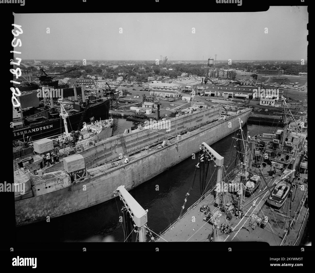 ARD-18 , Ships, Naval Vessels, Boats, Naval History, Navy Stock Photo ...