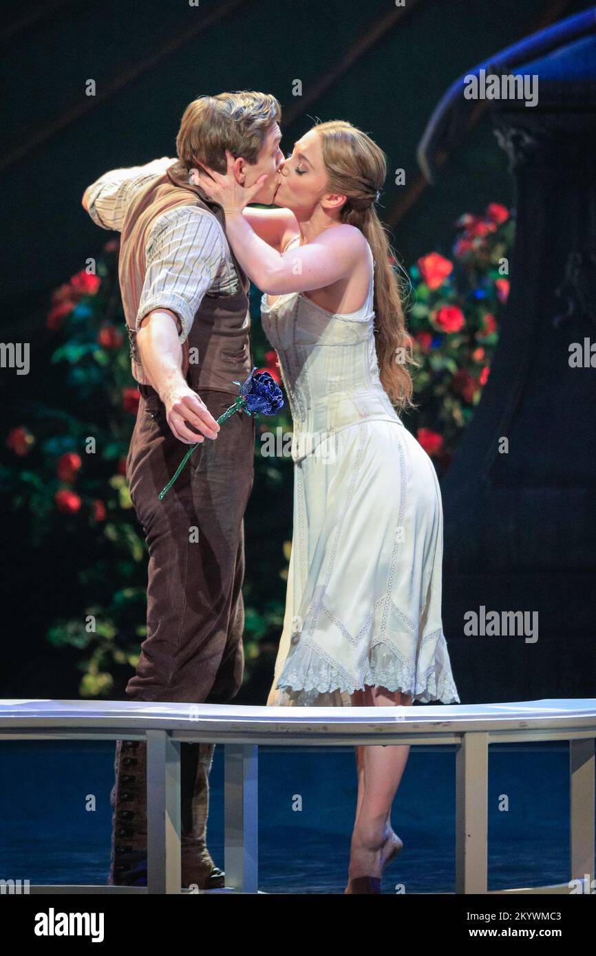 London, UK. 02nd Dec, 2022. The Act 2 scene with the press night dancers, Ashley Shaw as Aurora ...