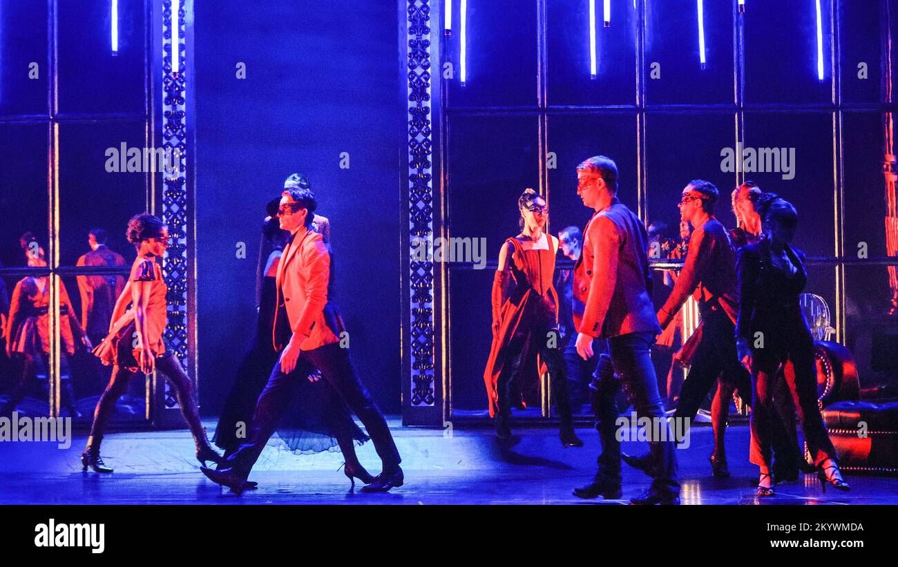 London, UK. 02nd Dec, 2022. The flamboyant and seductively lit Act 4 ...