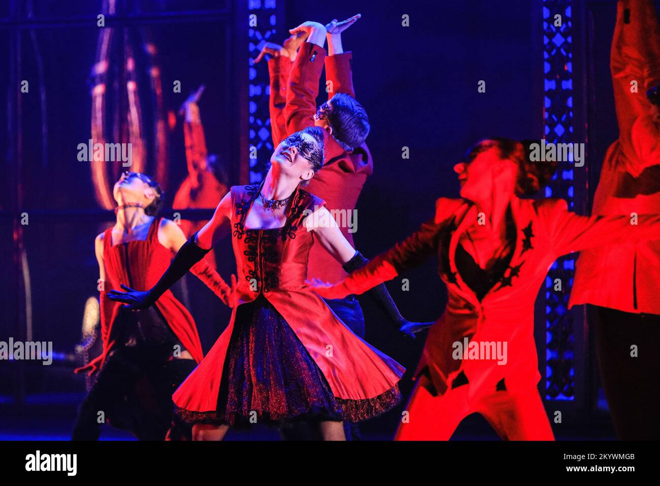 London, UK. 02nd Dec, 2022. The flamboyant and seductively lit Act 4 ...