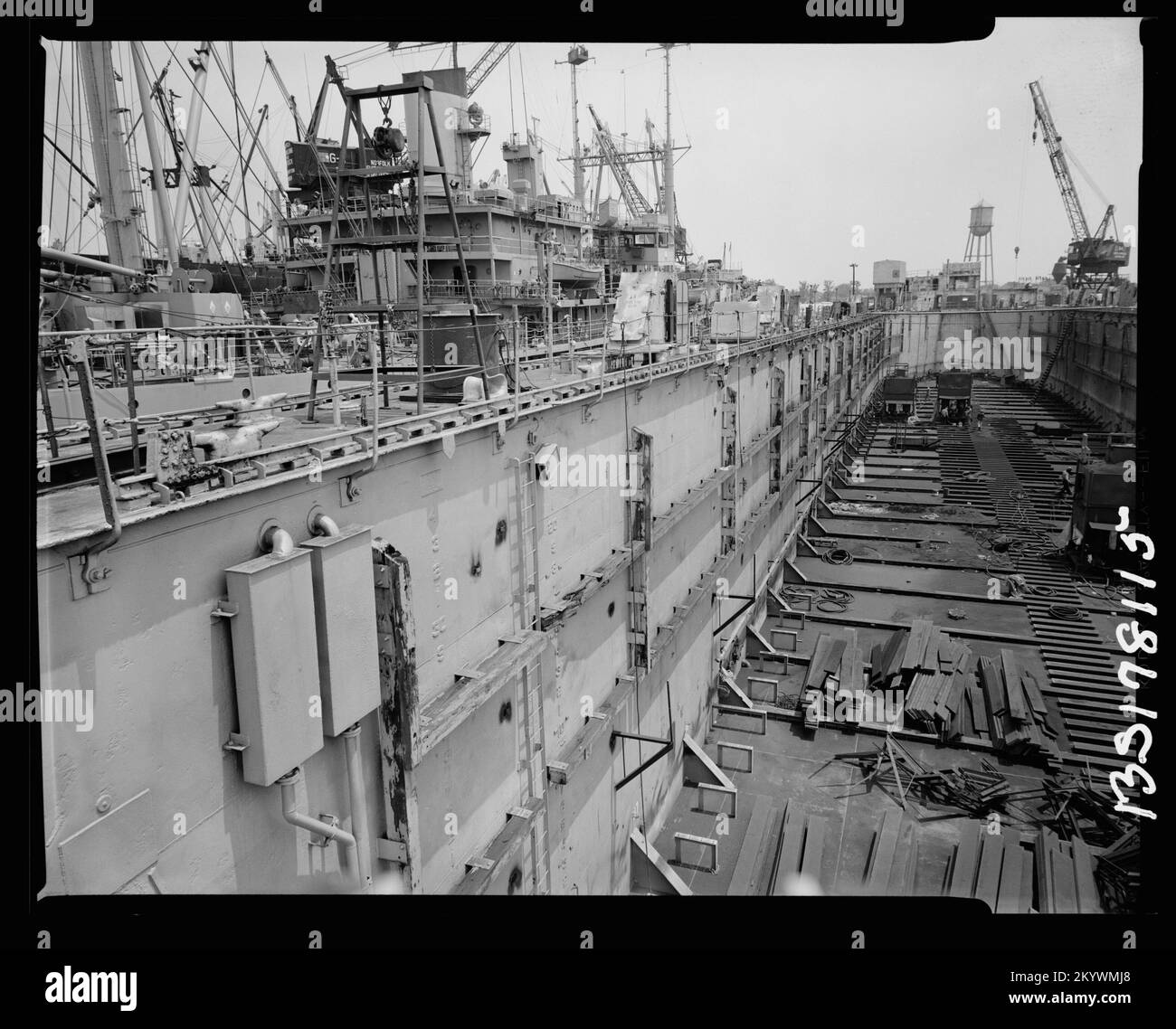 ARD-18 , Ships, Naval Vessels, Boats, Naval History, Navy Stock Photo ...