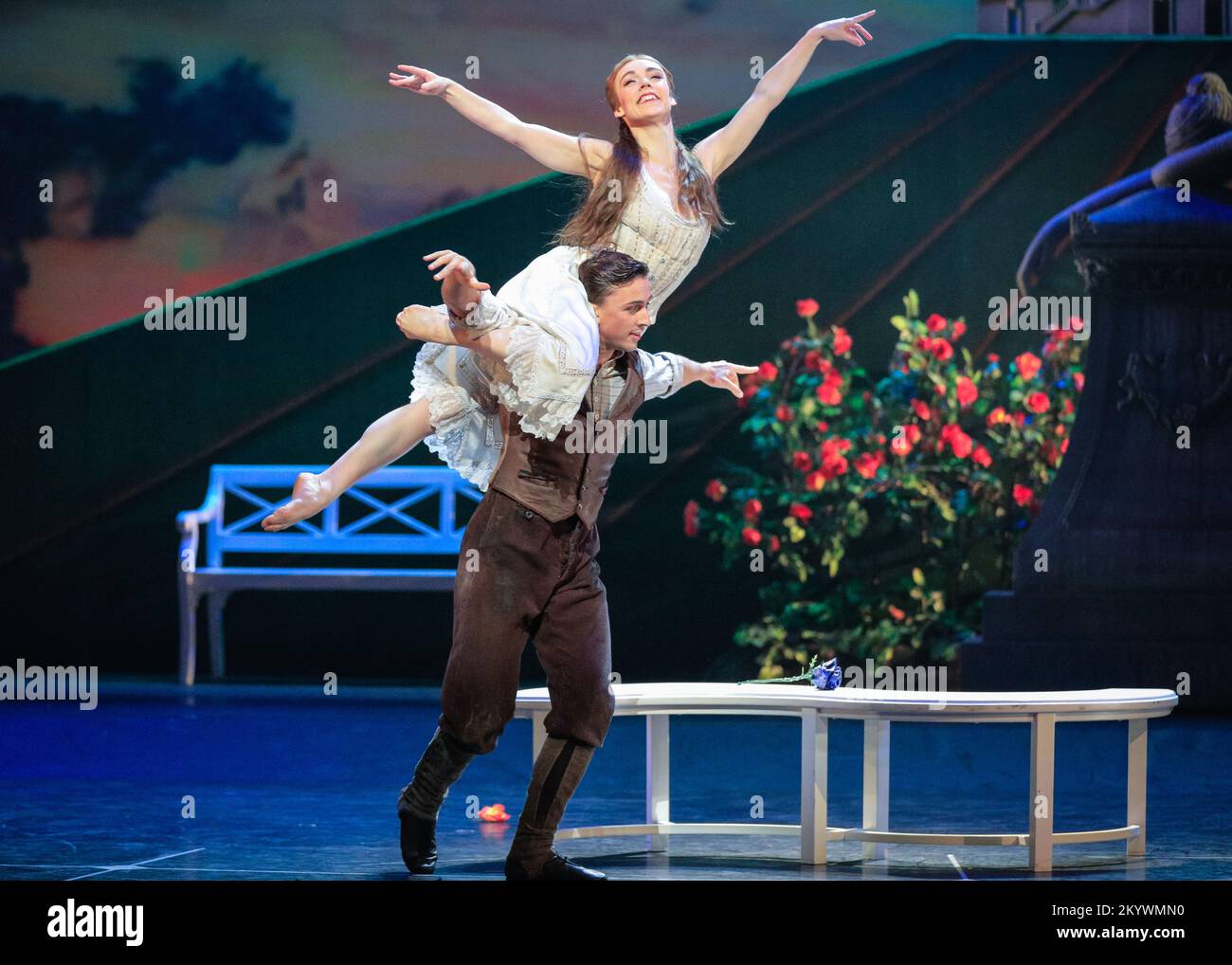 Matthew bournes sleeping beauty photocall hi-res stock photography and ...