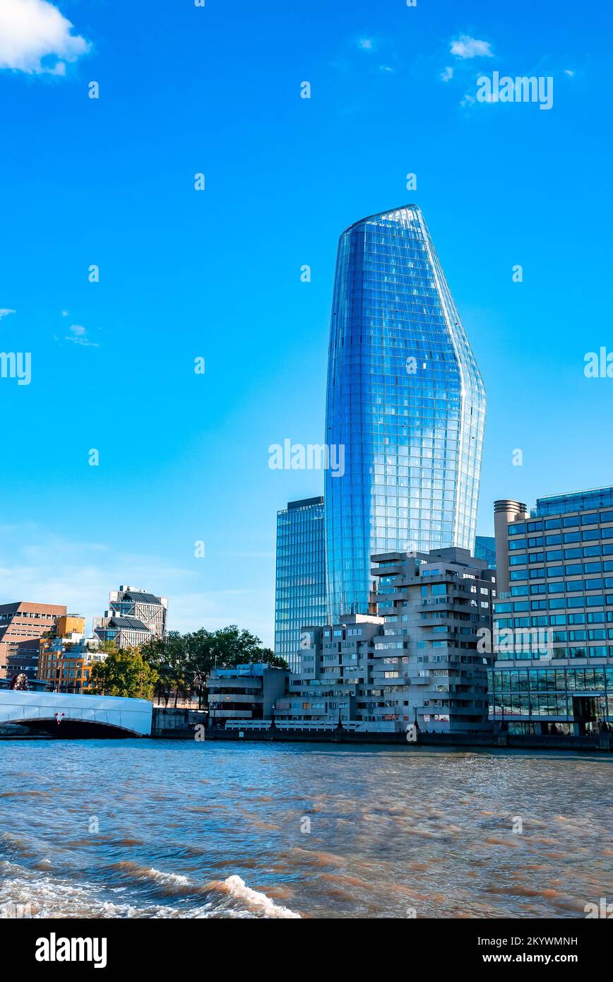 River Thames in London with beautiful scenery around Stock Photo - Alamy