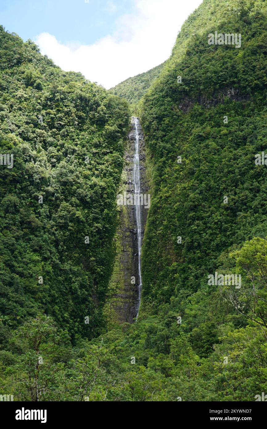 Tall waterfall in mountains hi-res stock photography and images - Alamy